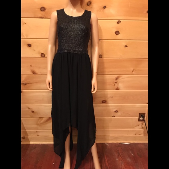 The Pyramid Collection | Dresses | The Pyramid Collection Black Sequin ...